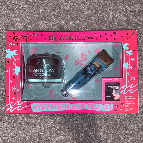 GLAMGLOW | Skincare | Brand New Glamglow Hydration Love Fest Set | Poshmark